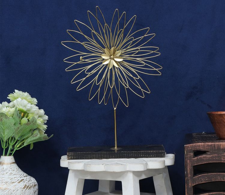 Buy Antique Flower Metal Table Decor @57% OFF Online | Wooden Street